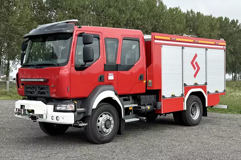 Acheter Renault D16 4x4 Camion de pompiers | Votre hub mondial pour les ...