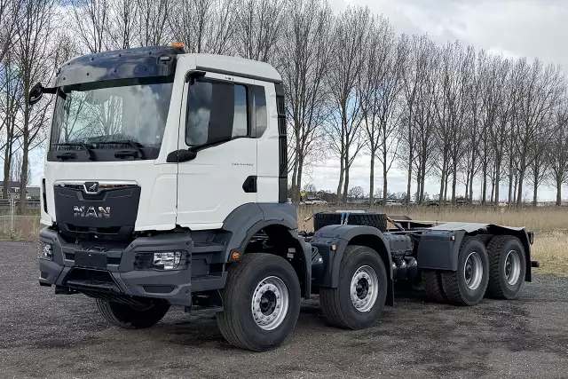 Chassis Cabins for sale - Your Global Hub for New Trucks